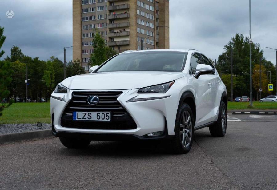 Белый Лексус NX 300h 2016 в Вильнюс, объемом двигателя 2.49 л и пробегом 164 тыс. км за 20500 €, фото 7 на AUTOMOTO.COM.LV