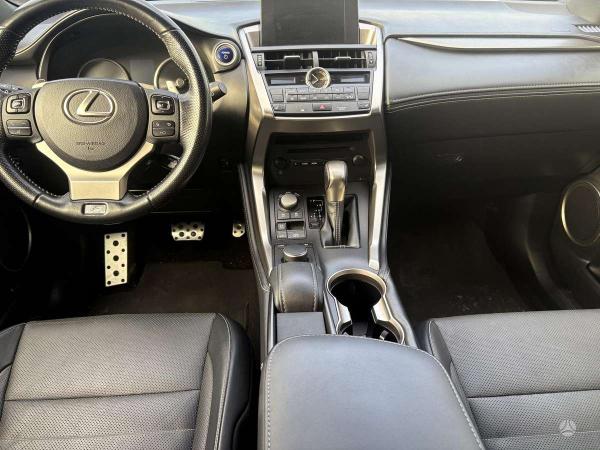 Lexus NX 300h 2016 in Vilnius on AUTOMOTO.COM.LV White Lexus NX 300h 2016 in Vilnius, with an engine capacity of 2.49 L and mileage of 137 thousand km for 21999 €, photo 7 on AUTOMOTO.COM.LV