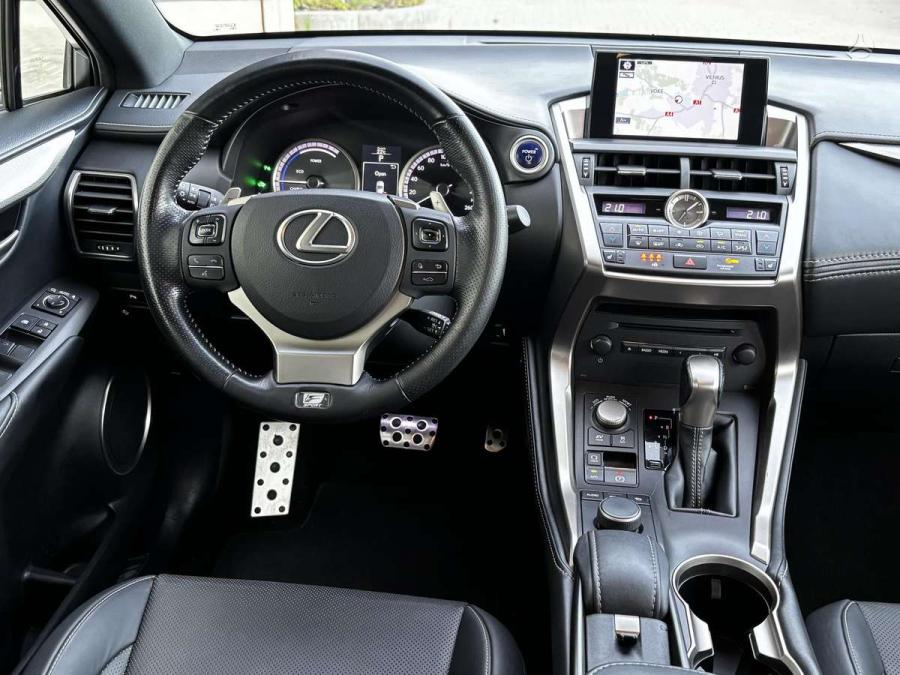 Белый Лексус NX 300h 2016 в Вильнюс, объемом двигателя 2.49 л и пробегом 145 тыс. км за 22900 €, фото 10 на AUTOMOTO.COM.LV