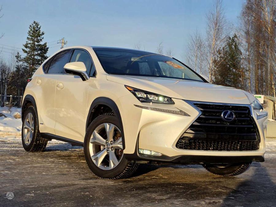 Balts Lexus NX 300h 2017 Tauragė, ar dzinēja tilpumu 2.49 L un nobraukumu 196 tūkst. km par 18500 €, foto 3 vietnē AUTOMOTO.COM.LV