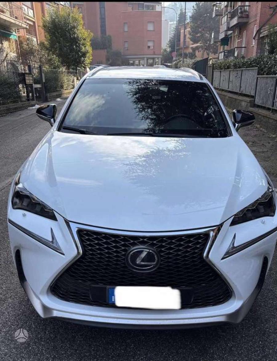 White Lexus NX 300h 2017 in Vilnius, with an engine capacity of 2.49 L and mileage of 109 thousand km for 23999 €, photo 1 on AUTOMOTO.COM.LV
