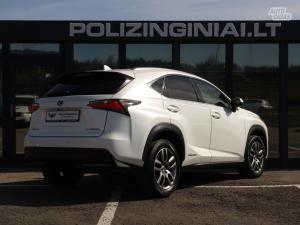 White Lexus NX 300h 2017 in Vilnius, with an engine capacity of 2.50 L and mileage of 125 thousand km for 22700 €, photo 5 on AUTOMOTO.COM.LV
