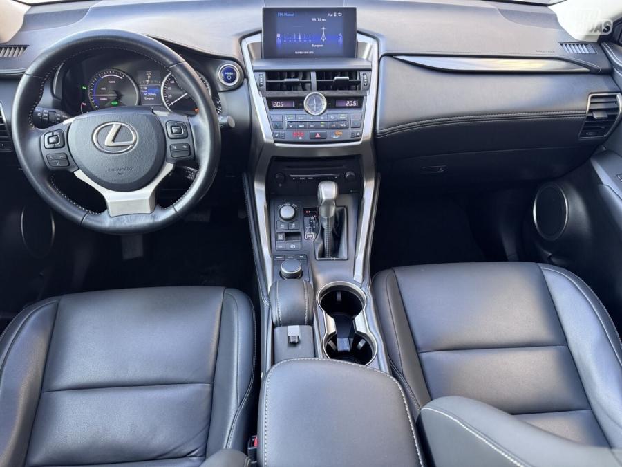 Balts Lexus NX 300h 2017 Avižieniai, ar dzinēja tilpumu 2.50 L un nobraukumu 139 tūkst. km par 21950 €, foto 9 vietnē AUTOMOTO.COM.LV