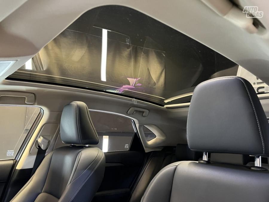Balts Lexus NX 300h 2017 Avižieniai, ar dzinēja tilpumu 2.50 L un nobraukumu 139 tūkst. km par 21950 €, foto 12 vietnē AUTOMOTO.COM.LV