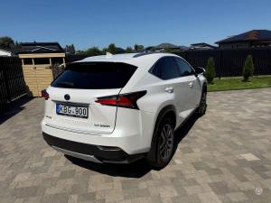 Balts Lexus NX 300h 2017 Klaipėda, ar dzinēja tilpumu 2.49 L un nobraukumu 116 tūkst. km par 24900 €, foto 3 vietnē AUTOMOTO.COM.LV