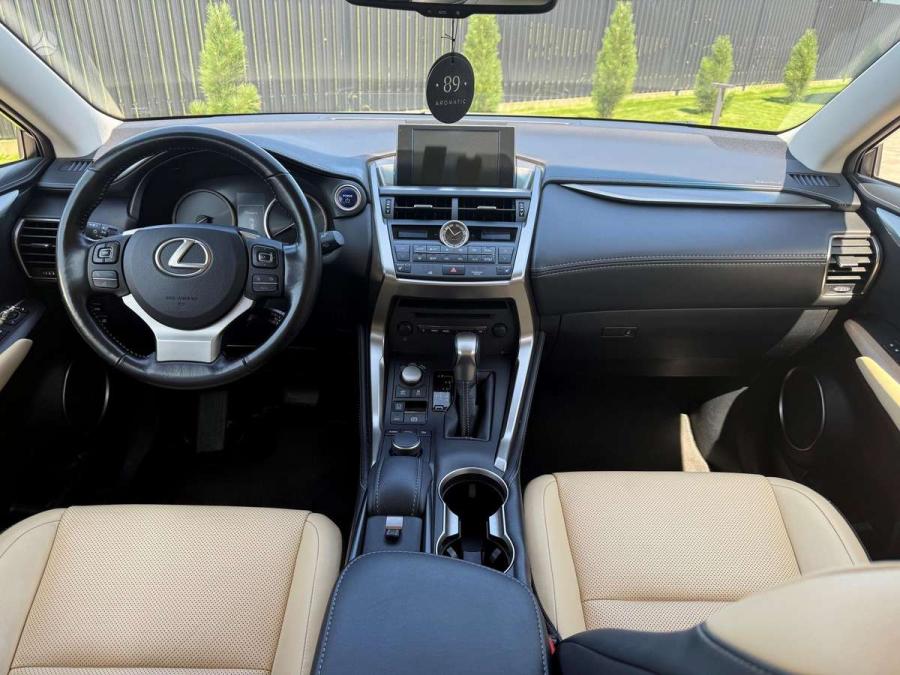 Balts Lexus NX 300h 2017 Klaipėda, ar dzinēja tilpumu 2.49 L un nobraukumu 116 tūkst. km par 24900 €, foto 7 vietnē AUTOMOTO.COM.LV
