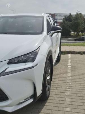 White Lexus NX 300h 2017 in Kaunas, with an engine capacity of 2.49 L and mileage of 219 thousand km for 21800 €, photo 14 on AUTOMOTO.COM.LV