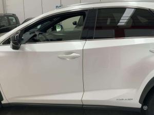 Balts Lexus NX 300h 2017 Daugavpils, ar dzinēja tilpumu 2.49 L un nobraukumu 143 tūkst. km par 23250 €, foto 8 vietnē AUTOMOTO.COM.LV