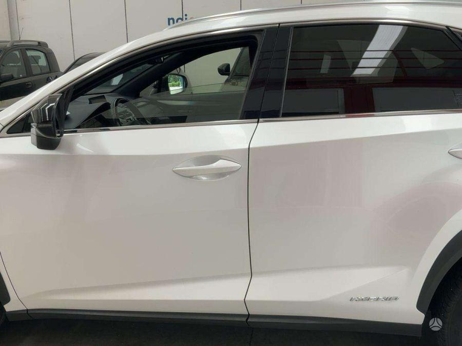 Balts Lexus NX 300h 2017 Daugavpils, ar dzinēja tilpumu 2.49 L un nobraukumu 143 tūkst. km par 23250 €, foto 8 vietnē AUTOMOTO.COM.LV