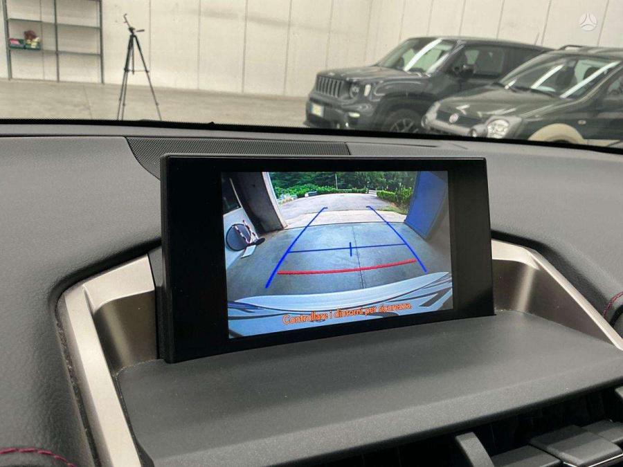 Balts Lexus NX 300h 2017 Daugavpils, ar dzinēja tilpumu 2.49 L un nobraukumu 143 tūkst. km par 23250 €, foto 12 vietnē AUTOMOTO.COM.LV