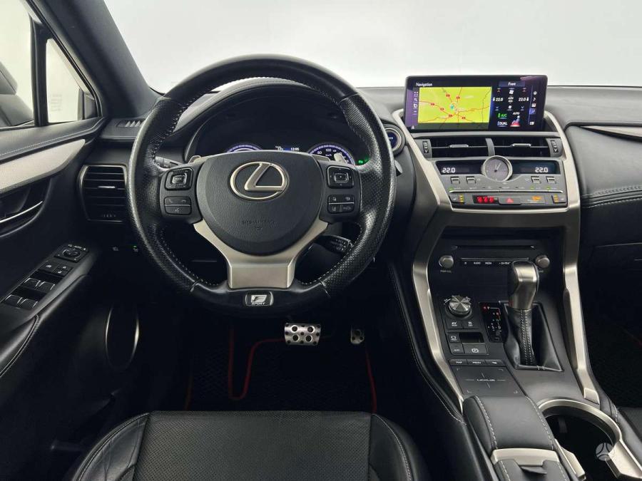 White Lexus NX 300h 2017 in Vilnius, with an engine capacity of 2.49 L and mileage of 162 thousand km for 26900 €, photo 10 on AUTOMOTO.COM.LV