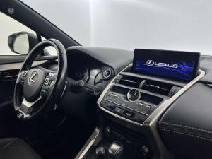 White Lexus NX 300h 2017 in Vilnius, with an engine capacity of 2.49 L and mileage of 162 thousand km for 26900 €, photo 15 on AUTOMOTO.COM.LV