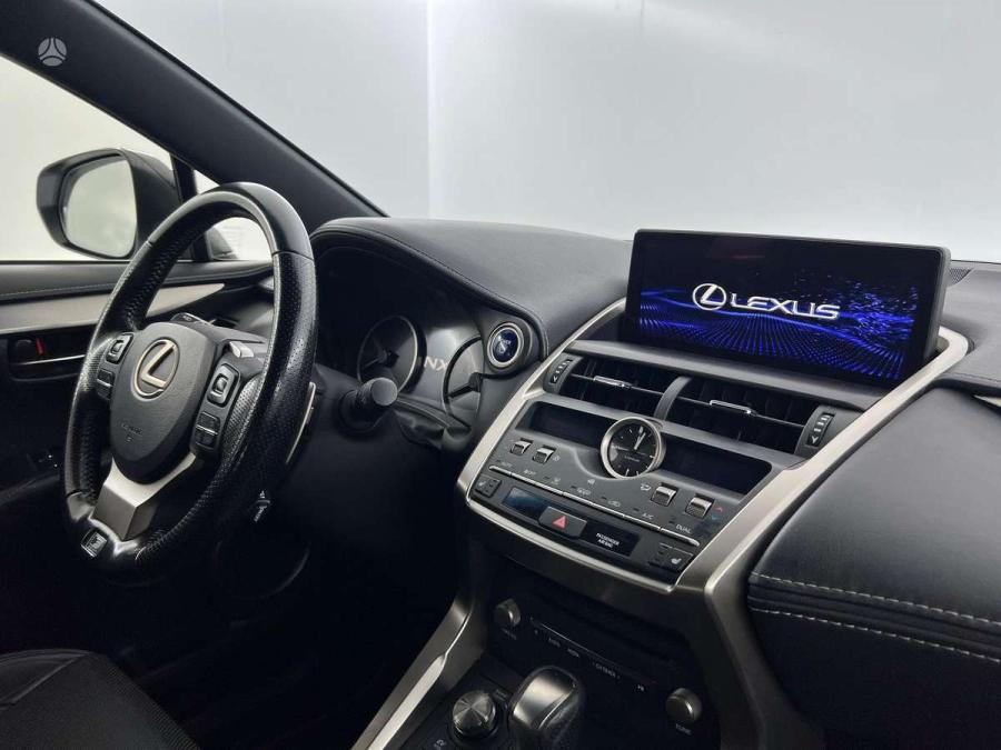 White Lexus NX 300h 2017 in Vilnius, with an engine capacity of 2.49 L and mileage of 162 thousand km for 26900 €, photo 15 on AUTOMOTO.COM.LV