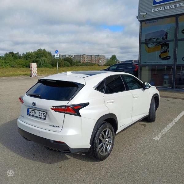 Balts Lexus NX 300h 2017 Radviliškis, ar dzinēja tilpumu 2.49 L un nobraukumu 207 tūkst. km par 21900 €, foto 6 vietnē AUTOMOTO.COM.LV