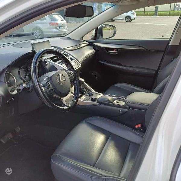 Balts Lexus NX 300h 2017 Radviliškis, ar dzinēja tilpumu 2.49 L un nobraukumu 207 tūkst. km par 21900 €, foto 11 vietnē AUTOMOTO.COM.LV