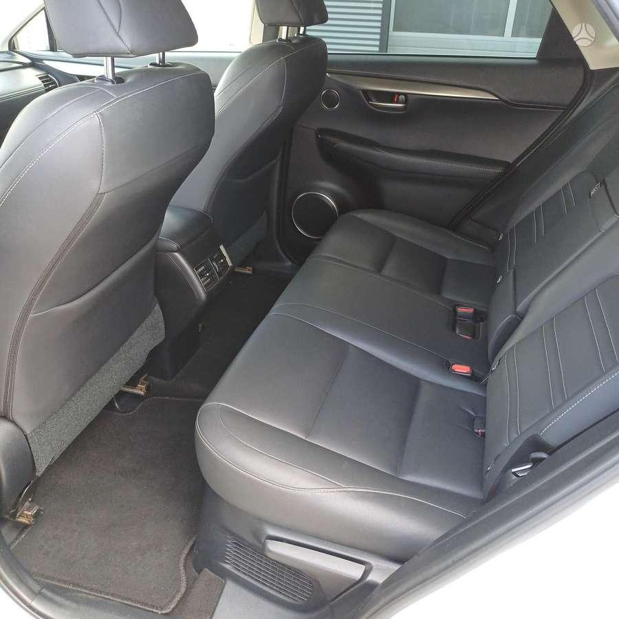 White Lexus NX 300h 2017 in Radviliskis, with an engine capacity of 2.49 L and mileage of 207 thousand km for 21900 €, photo 12 on AUTOMOTO.COM.LV
