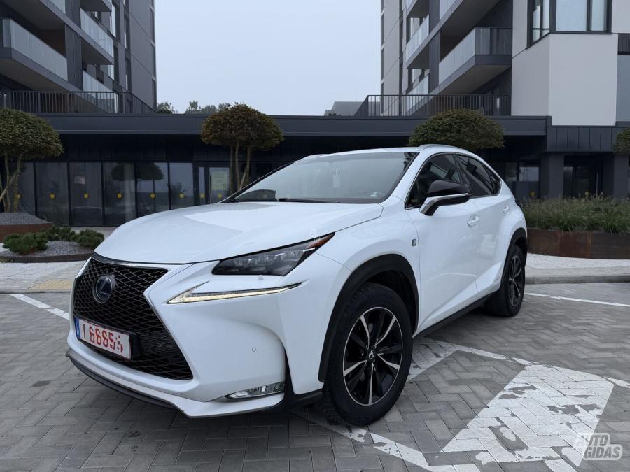 Белый Лексус NX 300h 2017 в Каунас, объемом двигателя 2.50 л и пробегом 200 тыс. км за 14500 €, фото 1 на AUTOMOTO.COM.LV