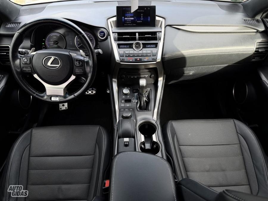 Белый Лексус NX 300h 2017 в Каунас, объемом двигателя 2.50 л и пробегом 200 тыс. км за 14500 €, фото 23 на AUTOMOTO.COM.LV
