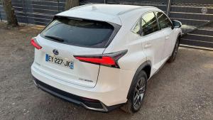 Balts Lexus NX 300h 2018 Jonava, ar dzinēja tilpumu 2.49 L un nobraukumu 106 tūkst. km par 18300 €, foto 5 vietnē AUTOMOTO.COM.LV