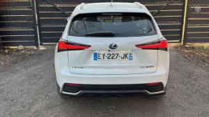 White Lexus NX 300h 2018 in Jonava, with an engine capacity of 2.49 L and mileage of 106 thousand km for 18300 €, photo 6 on AUTOMOTO.COM.LV