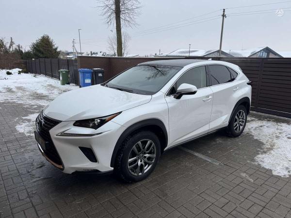 Balts Lexus NX 300h 2018 Marijampole, ar dzinēja tilpumu 2.49 L un nobraukumu 170 tūkst. km par 25500 €, foto 1 vietnē AUTOMOTO.COM.LV