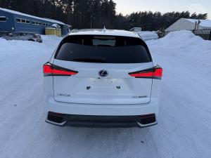 White Lexus NX 300h 2018 in Vilnius, with an engine capacity of 2.50 L and mileage of 109 thousand km for 26500 €, photo 6 on AUTOMOTO.COM.LV