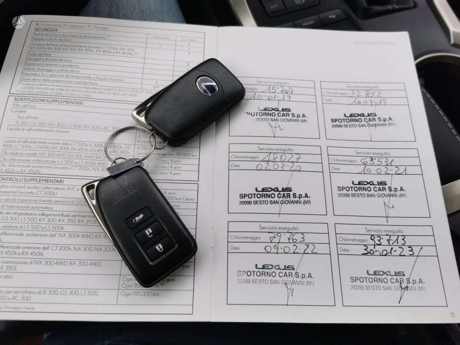 White Lexus NX 300h 2018 in Vilnius, with an engine capacity of 2.49 L and mileage of 120 thousand km for 23200 €, photo 20 on AUTOMOTO.COM.LV