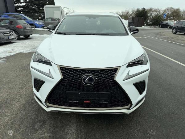 White Lexus NX 300h 2018 in Vilnius, with an engine capacity of 2.49 L and mileage of 133 thousand km for 25500 €, photo 2 on AUTOMOTO.COM.LV