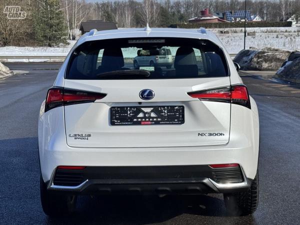 Balts Lexus NX 300h 2018 Viļņa, ar dzinēja tilpumu 2.50 L un nobraukumu 174 tūkst. km par 22850 €, foto 6 vietnē AUTOMOTO.COM.LV