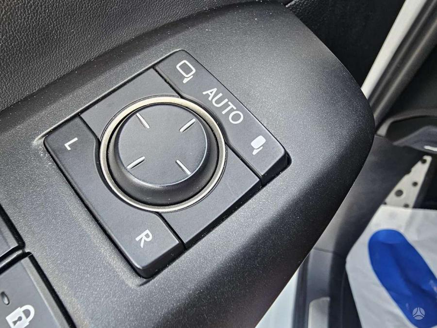 Белый Лексус NX 300h 2018 в Вильнюс, объемом двигателя 2.49 л и пробегом 112 тыс. км за 28500 €, фото 40 на AUTOMOTO.COM.LV