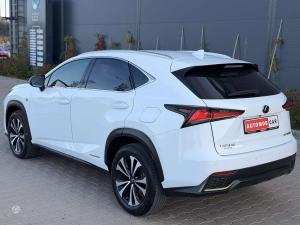 Белый Лексус NX 300h 2018 в Вильнюс, объемом двигателя 2.49 л и пробегом 112 тыс. км за 28500 €, фото 10 на AUTOMOTO.COM.LV