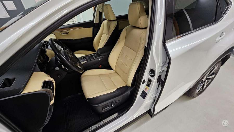 White Lexus NX 300h 2018 in Tallinn, with an engine capacity of 2.49 L and mileage of 109 thousand km for 30495 €, photo 9 on AUTOMOTO.COM.LV