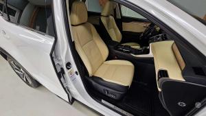 White Lexus NX 300h 2018 in Tallinn, with an engine capacity of 2.49 L and mileage of 109 thousand km for 30495 €, photo 10 on AUTOMOTO.COM.LV