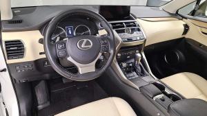 White Lexus NX 300h 2018 in Tallinn, with an engine capacity of 2.49 L and mileage of 109 thousand km for 30495 €, photo 16 on AUTOMOTO.COM.LV