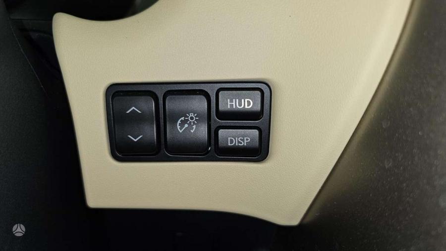 White Lexus NX 300h 2018 in Tallinn, with an engine capacity of 2.49 L and mileage of 109 thousand km for 30495 €, photo 27 on AUTOMOTO.COM.LV