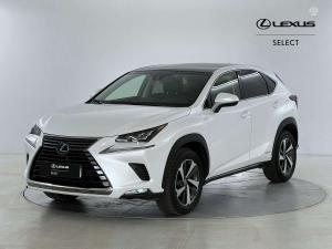 Белый Лексус NX 300h 2018 в Вильнюс, объемом двигателя 2.49 л и пробегом 120 тыс. км за 31000 €, фото  на AUTOMOTO.COM.LV