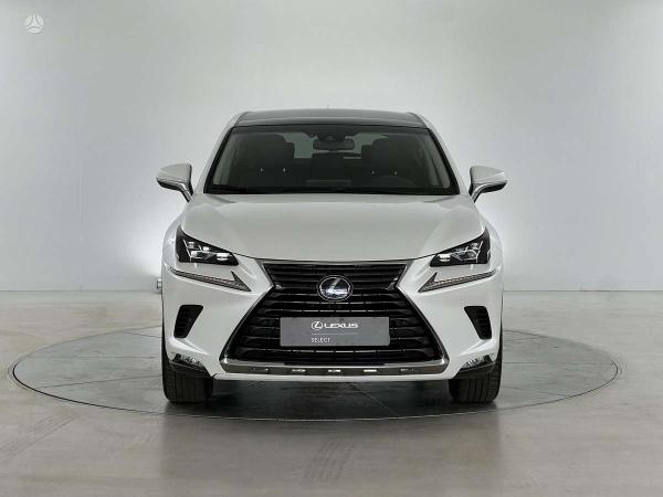 Белый Лексус NX 300h 2018 в Вильнюс, объемом двигателя 2.49 л и пробегом 120 тыс. км за 31000 €, фото 5 на AUTOMOTO.COM.LV