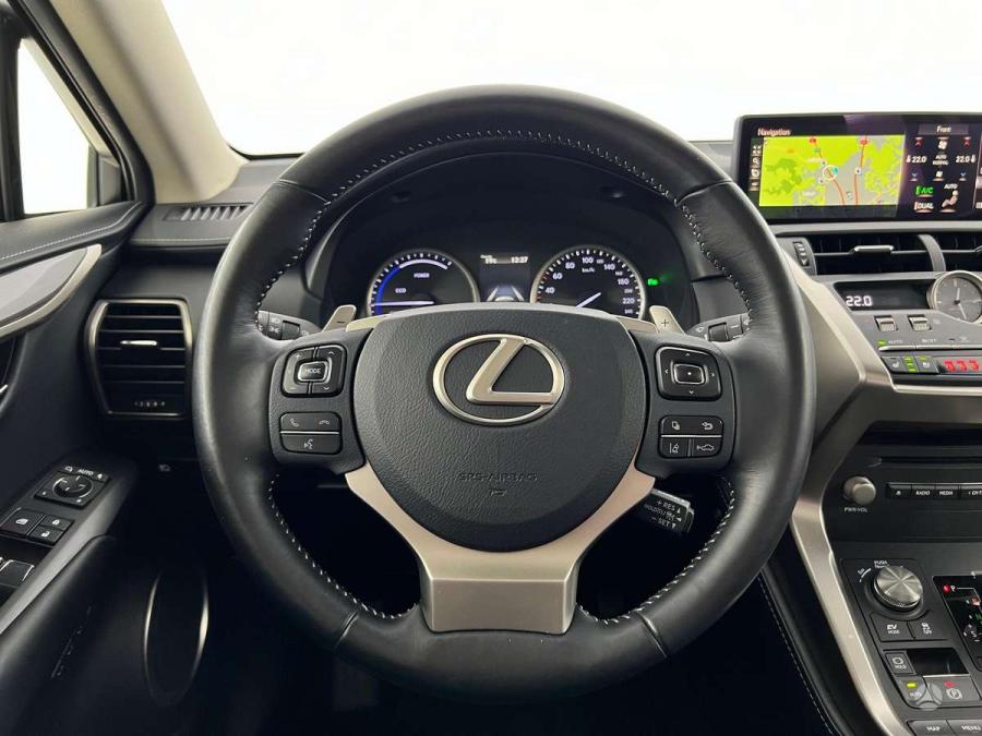 Белый Лексус NX 300h 2018 в Вильнюс, объемом двигателя 2.49 л и пробегом 120 тыс. км за 31000 €, фото 13 на AUTOMOTO.COM.LV