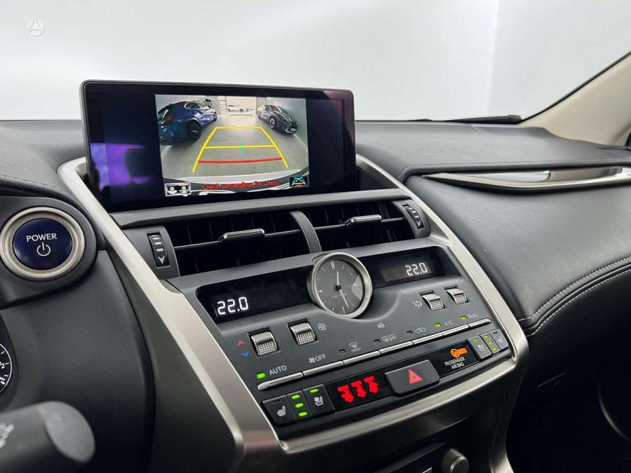 Белый Лексус NX 300h 2018 в Вильнюс, объемом двигателя 2.49 л и пробегом 120 тыс. км за 31000 €, фото 24 на AUTOMOTO.COM.LV