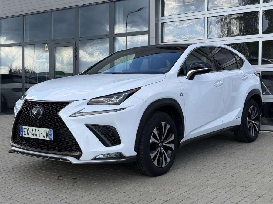 Balts Lexus NX 300h 2018 Viļņa, ar dzinēja tilpumu 2.49 L un nobraukumu 164 tūkst. km par 28000 €, foto 5 vietnē AUTOMOTO.COM.LV