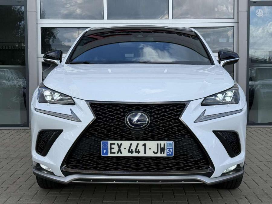 Balts Lexus NX 300h 2018 Viļņa, ar dzinēja tilpumu 2.49 L un nobraukumu 164 tūkst. km par 28000 €, foto 7 vietnē AUTOMOTO.COM.LV