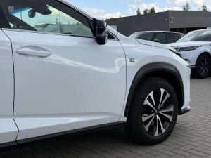Balts Lexus NX 300h 2018 Viļņa, ar dzinēja tilpumu 2.49 L un nobraukumu 164 tūkst. km par 28000 €, foto 11 vietnē AUTOMOTO.COM.LV