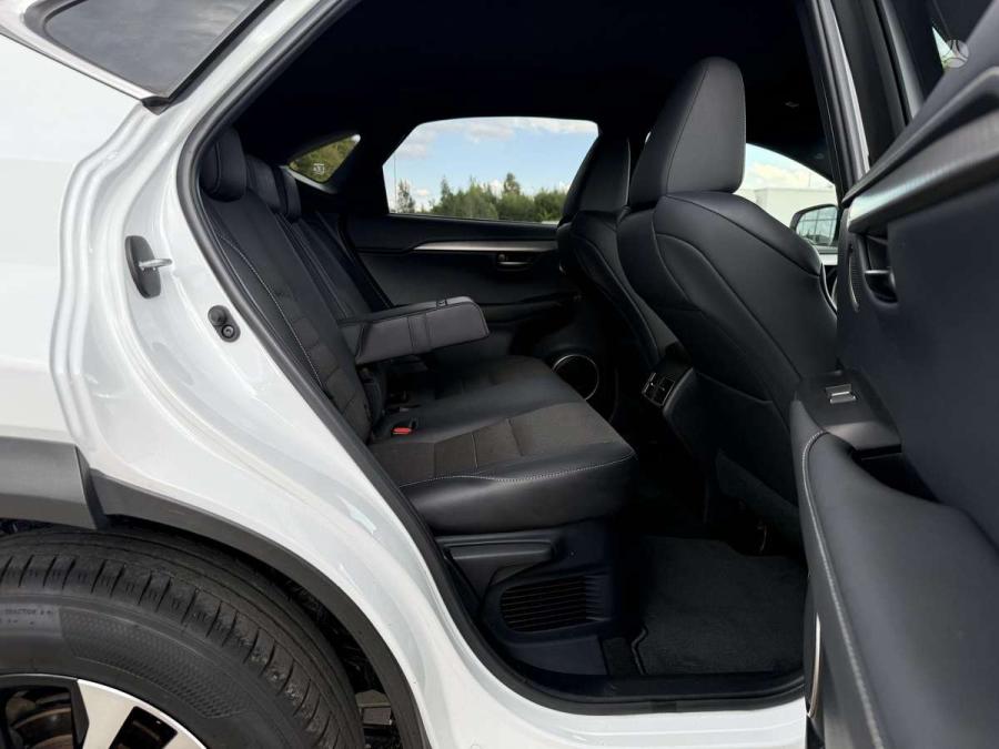 Balts Lexus NX 300h 2018 Viļņa, ar dzinēja tilpumu 2.49 L un nobraukumu 164 tūkst. km par 28000 €, foto 41 vietnē AUTOMOTO.COM.LV