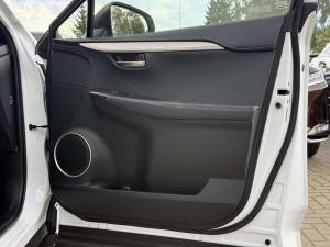 Balts Lexus NX 300h 2018 Viļņa, ar dzinēja tilpumu 2.49 L un nobraukumu 164 tūkst. km par 28000 €, foto 47 vietnē AUTOMOTO.COM.LV