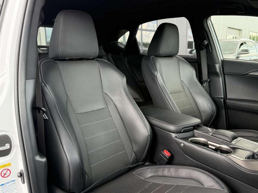 Balts Lexus NX 300h 2018 Viļņa, ar dzinēja tilpumu 2.49 L un nobraukumu 164 tūkst. km par 28000 €, foto 51 vietnē AUTOMOTO.COM.LV