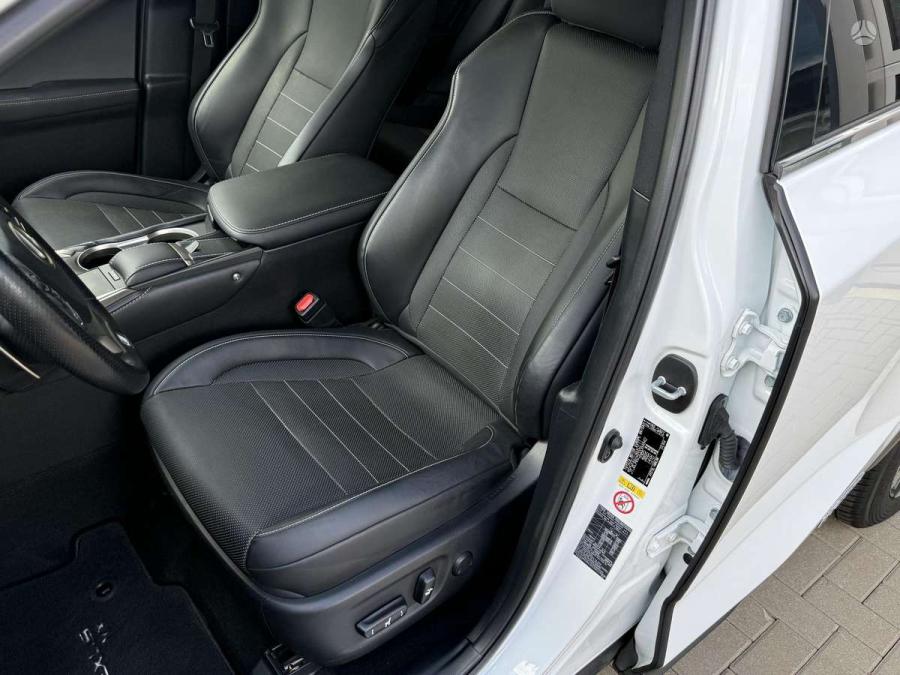 Balts Lexus NX 300h 2018 Viļņa, ar dzinēja tilpumu 2.49 L un nobraukumu 164 tūkst. km par 28000 €, foto 84 vietnē AUTOMOTO.COM.LV