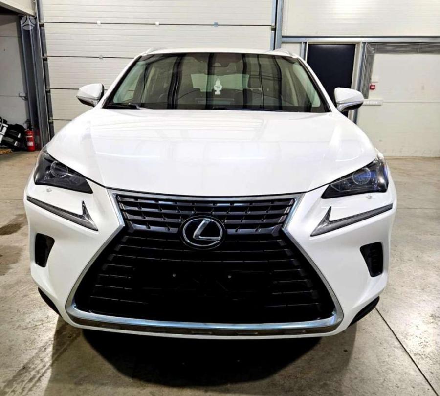 White Lexus NX 300h 2019 in Marijampole, with an engine capacity of 2.49 L and mileage of 274 thousand km for 20500 €, photo 2 on AUTOMOTO.COM.LV