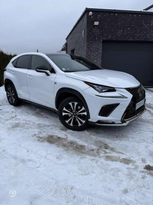 White Lexus NX 300h 2019 in Kaunas, with an engine capacity of 2.49 L and mileage of 92 thousand km for 22900 €, photo 2 on AUTOMOTO.COM.LV