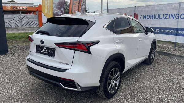 Balts Lexus NX 300h 2019 Marijampole, ar dzinēja tilpumu 2.49 L un nobraukumu 274 tūkst. km par 19700 €, foto 9 vietnē AUTOMOTO.COM.LV