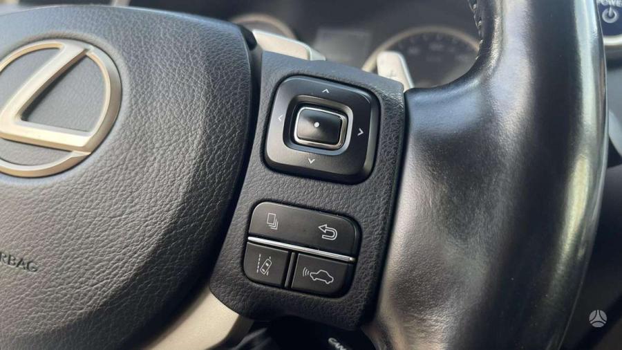 Balts Lexus NX 300h 2019 Marijampole, ar dzinēja tilpumu 2.49 L un nobraukumu 274 tūkst. km par 19700 €, foto 31 vietnē AUTOMOTO.COM.LV